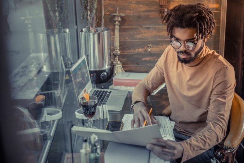 Which One Is Good for Web Scraping: Rust vs Go || Scraping Robot